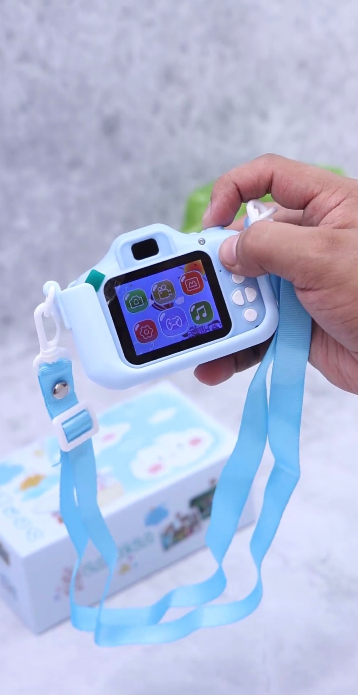 Space fun camera for kids -1080p | Auto Focus and games – Kidspark